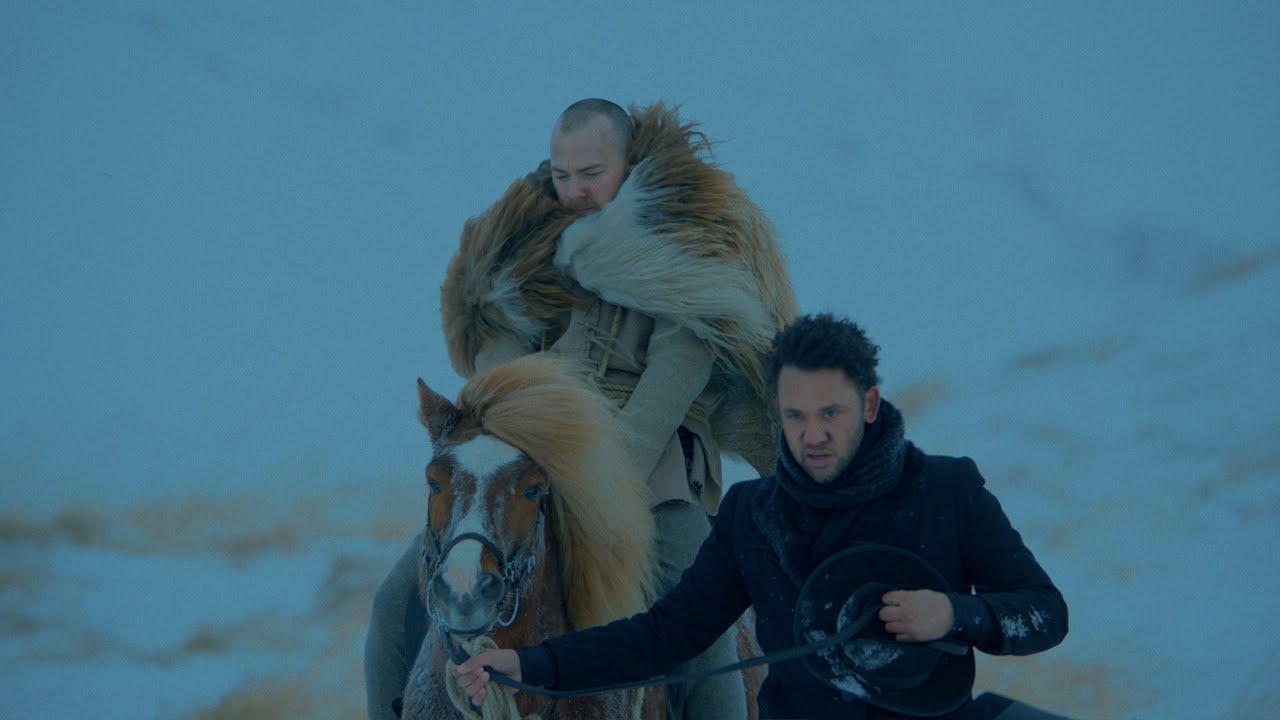 "Pictures", le nouveau clip aux accents western d'Ásgeir.
